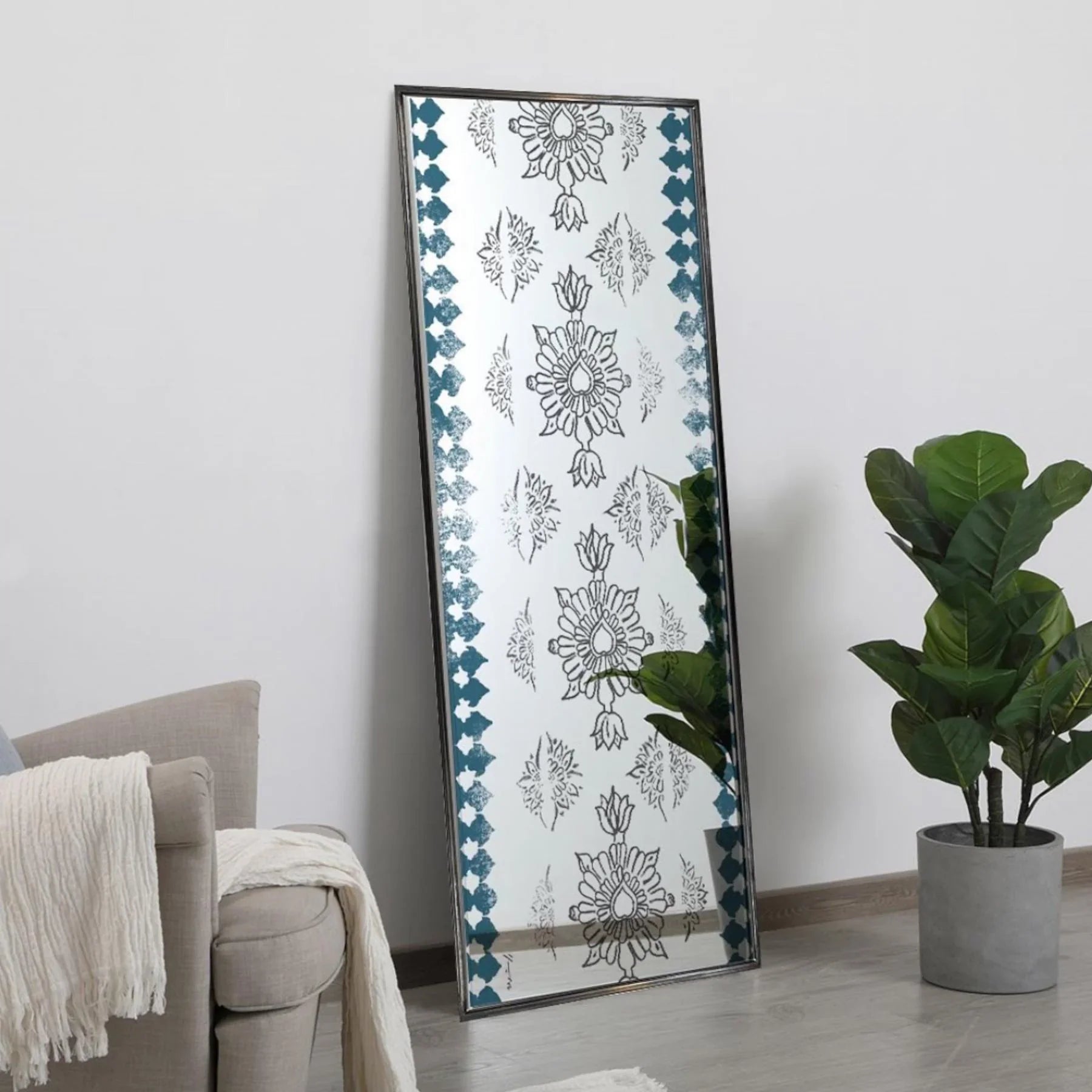 Decorative Wall Mirror - Wall Mounted Painted Mirror in Metal Frame ...